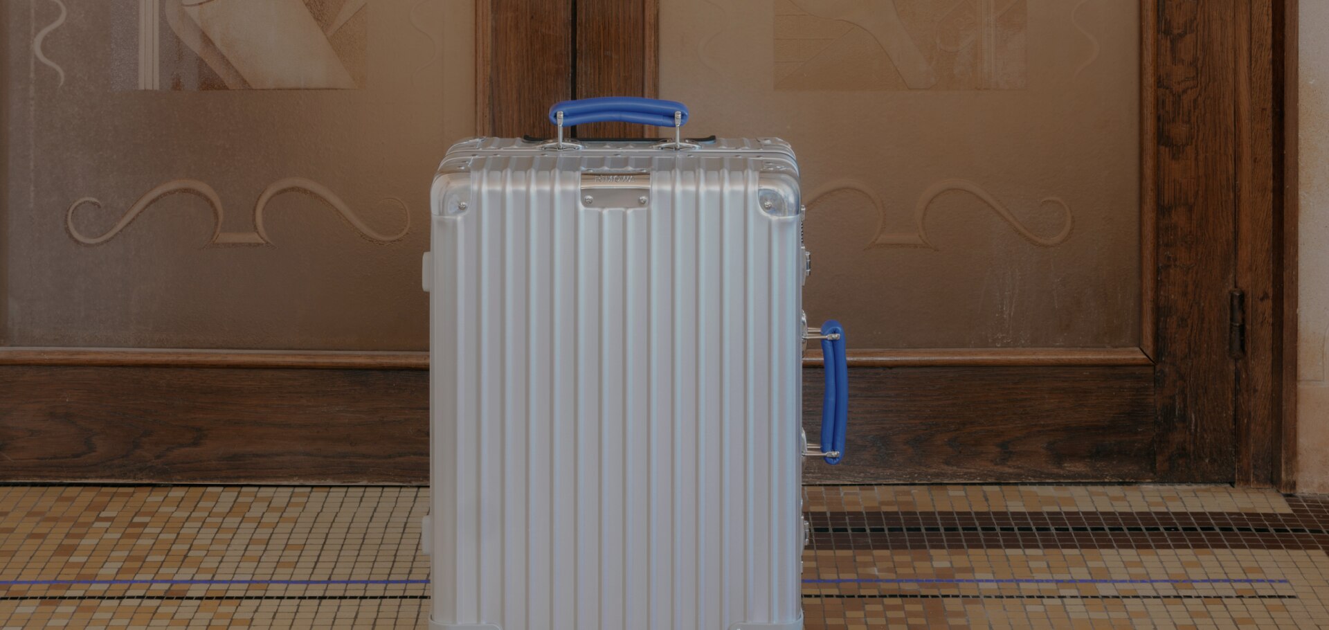 High-Quality Luggage, Suitcases & Bags | RIMOWA Singapore