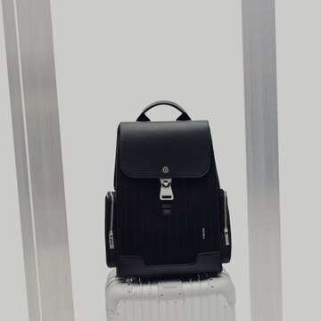 Travel & Daily Bags | Small & Large Carry-On Bags | RIMOWA