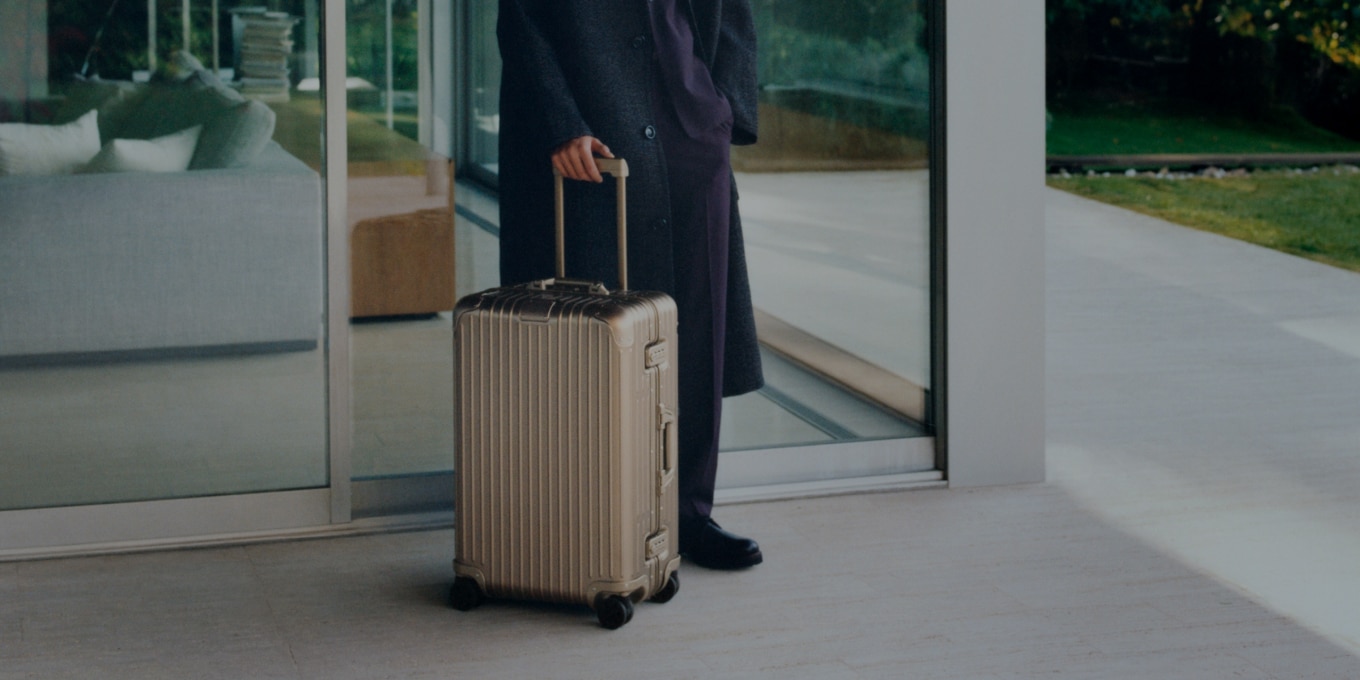 High-Quality Luggage, Suitcases & Bags | RIMOWA