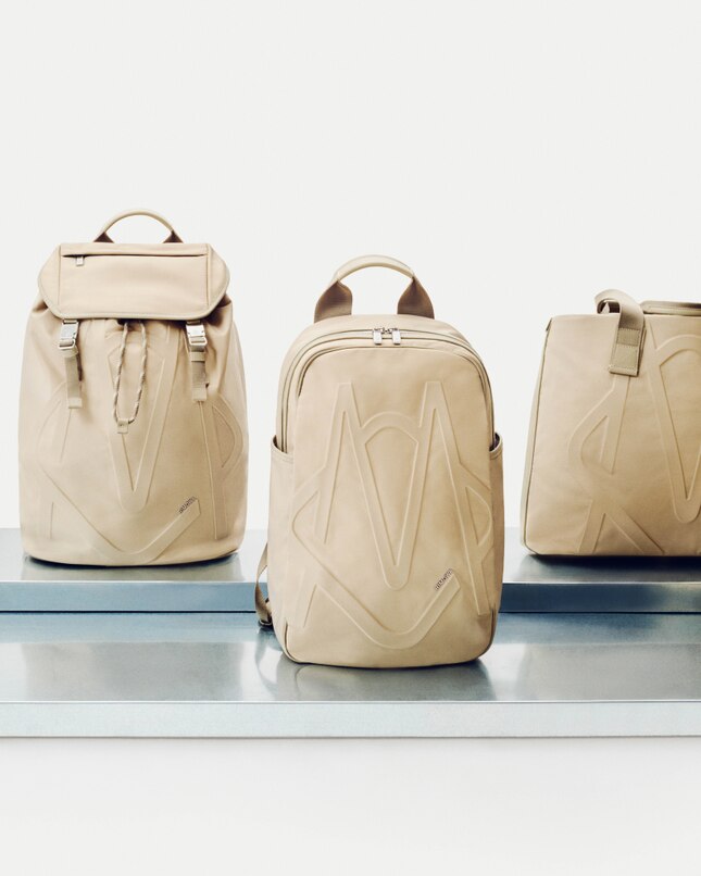 High-Quality Luggage, Suitcases & Bags | RIMOWA