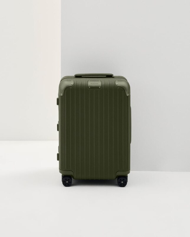 High-Quality Luggage, Suitcases & Bags | RIMOWA Singapore