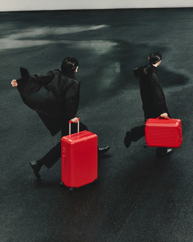 High-Quality Luggage, Suitcases & Bags | RIMOWA Canada