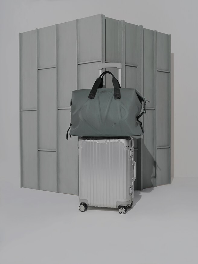 High-Quality Luggage, Suitcases & Bags | RIMOWA Canada