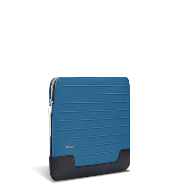 Hand Carry Bags | Clutches & Pouches | RIMOWA